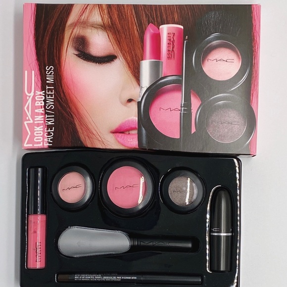MAC Cosmetics | Makeup | Nib Mac Look In A Box Face Kit Sweet Miss 6 ...
